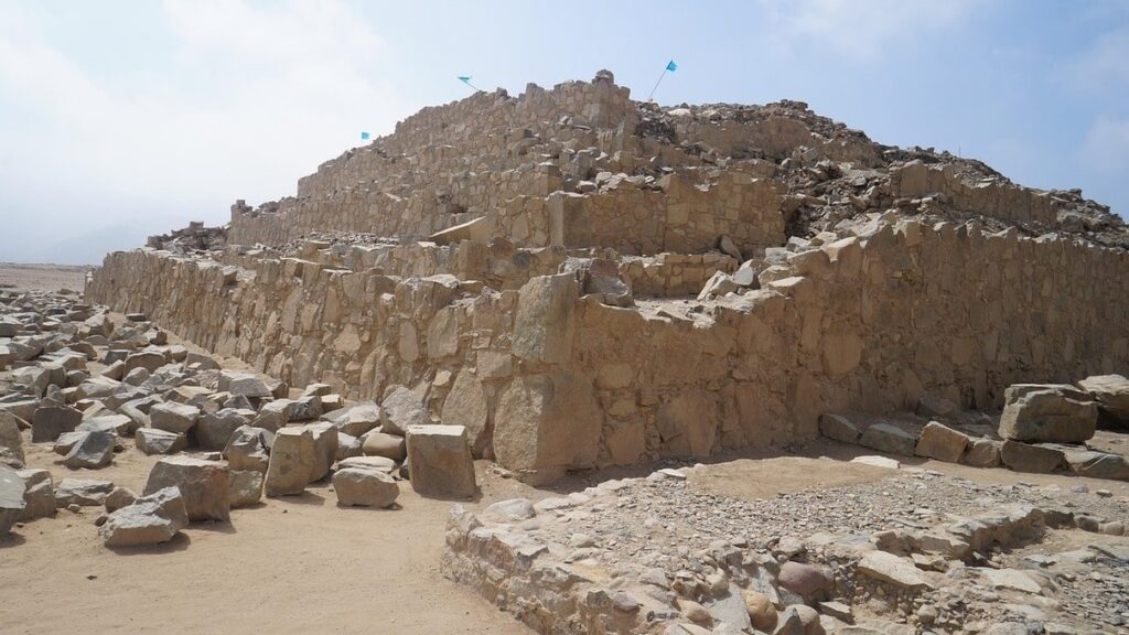 Lost City Peru. The Peaceful Civilization Without Weapons